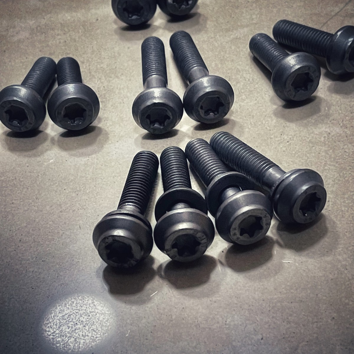 EUROMOTO - OEM Perno/Tornillo Original BMW M9x35-45 TORX (8.8 Grade ...